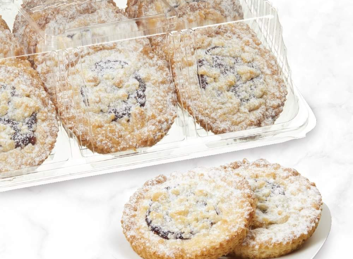 The 8 Best Seasonal Costco Bakery Items