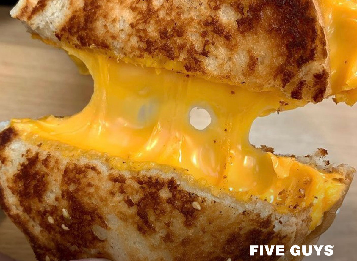 8 Fast-Food Chains That Serve the Best Grilled Cheese