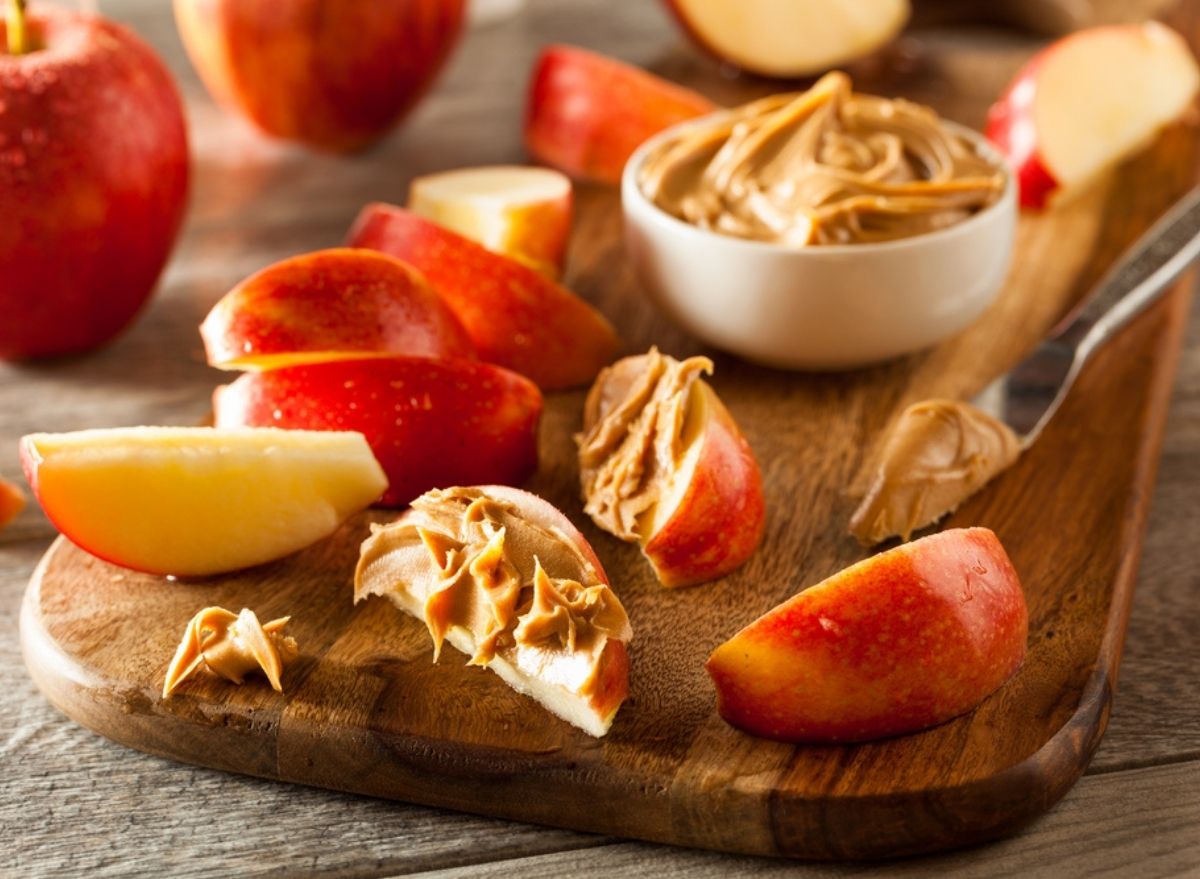 10 Best Superfood Snacks To Melt Belly Fat