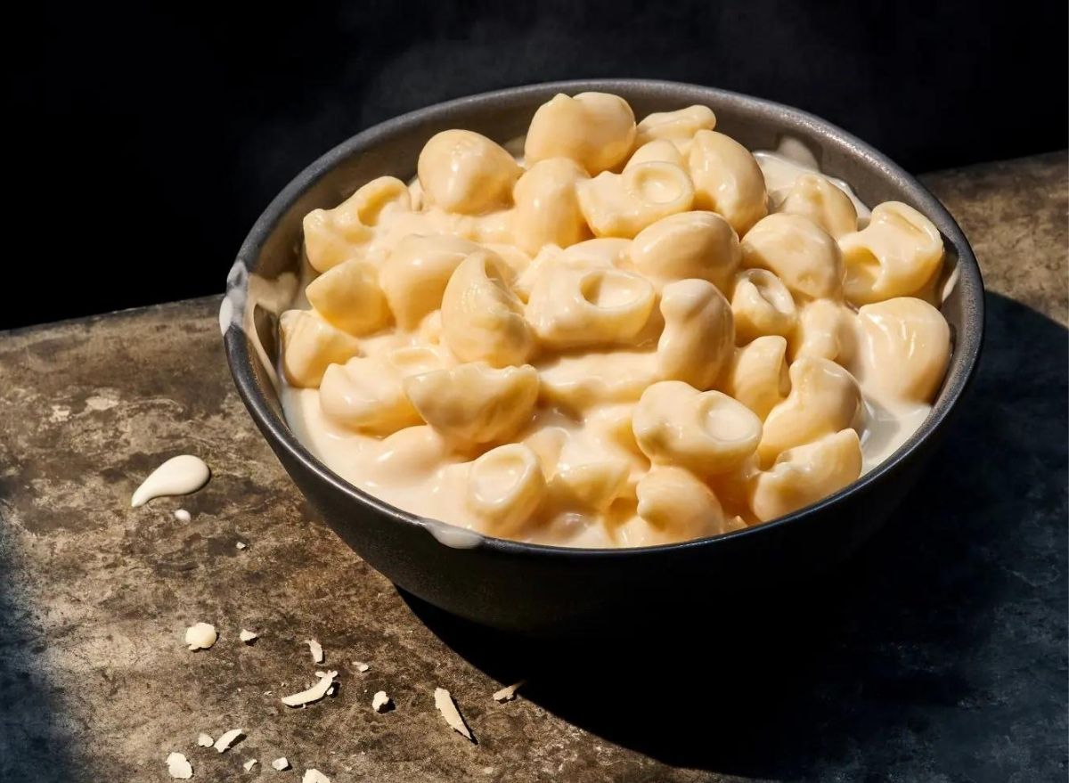 6 Restaurant Chains That Serve Real Mac and Cheese