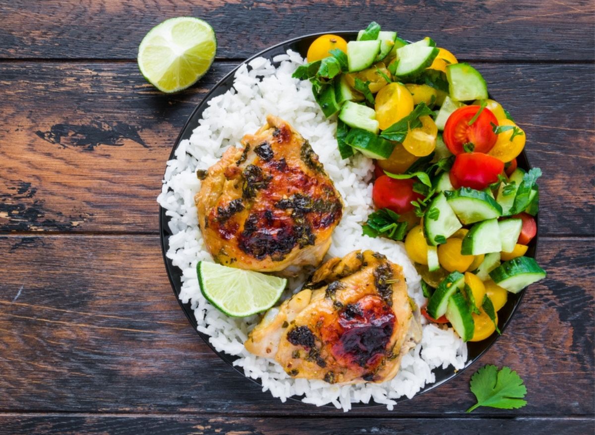 5 Best Eating Habits to Get a Lean Body Fast, Say Dietitians