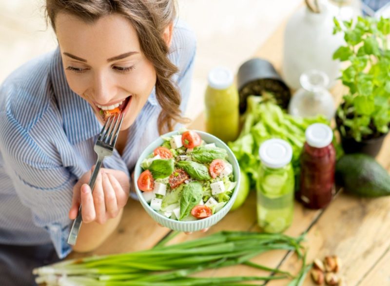 How To Eat Your Way to Better Health According to a Doctor