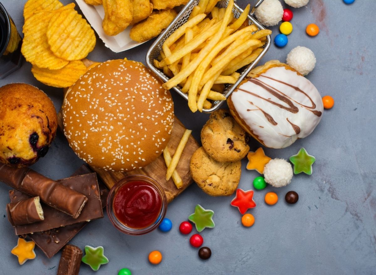 10 Ways To Feel Full While Eating Less