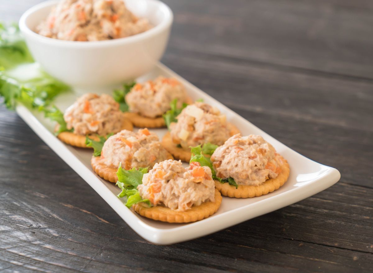 4 Best Snacks for Your Heart, Say Dietitians — Eat This Not That