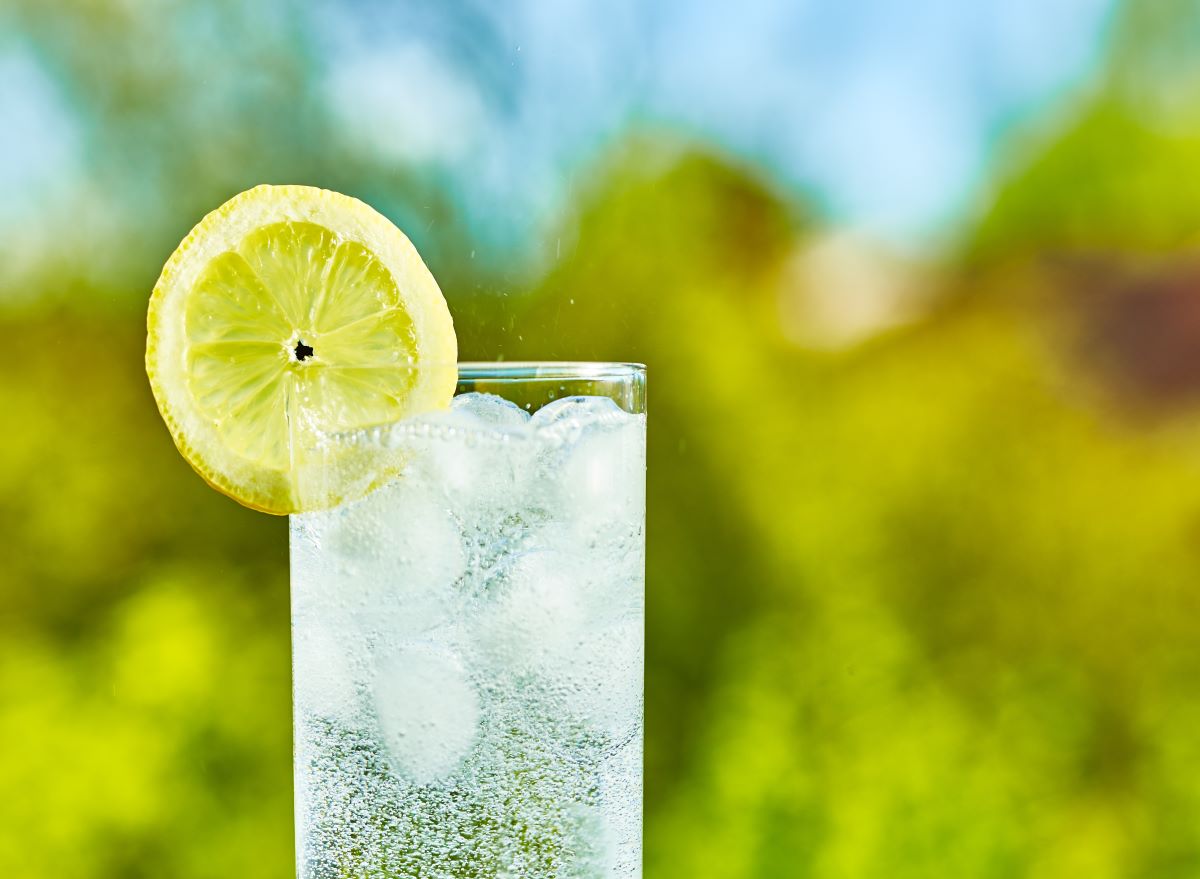 Is Carbonated Water Bad for You? 8 Side Effects of Drinking It