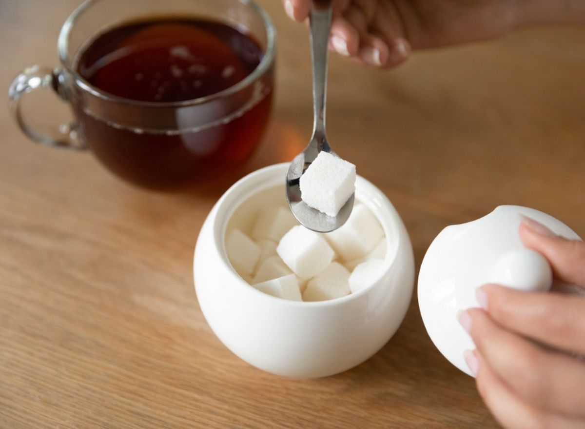 7 Warning Signs You’re Eating Too Much Sugar