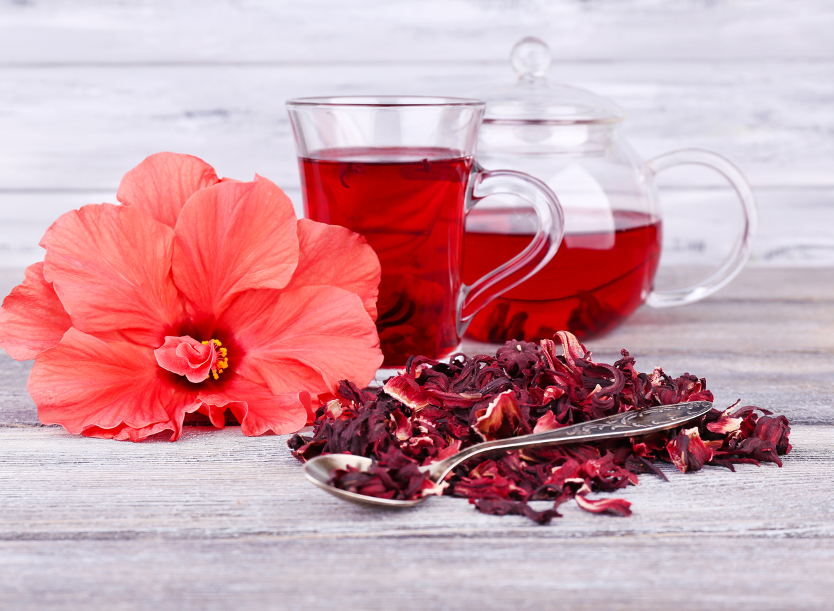 7 Best Teas To Drink for a Longer Life