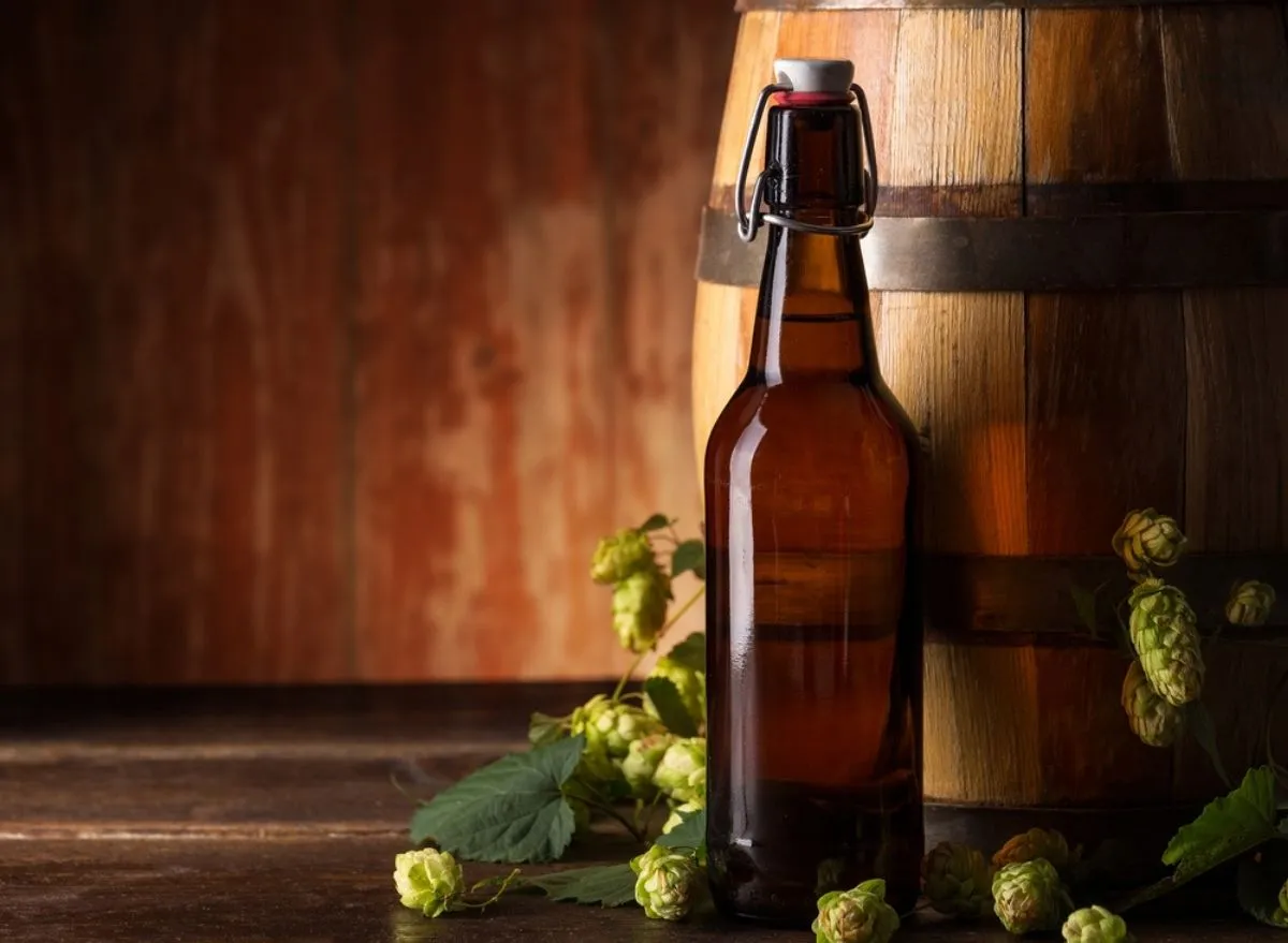 Surprising Ways Bottled Beer Is Different Than Draft — Eat This Not That