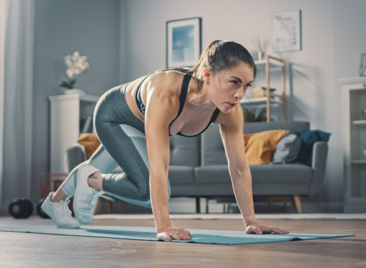 This 10-Minute Workout Will Get Rid of Your Belly Overhang, Trainer ...