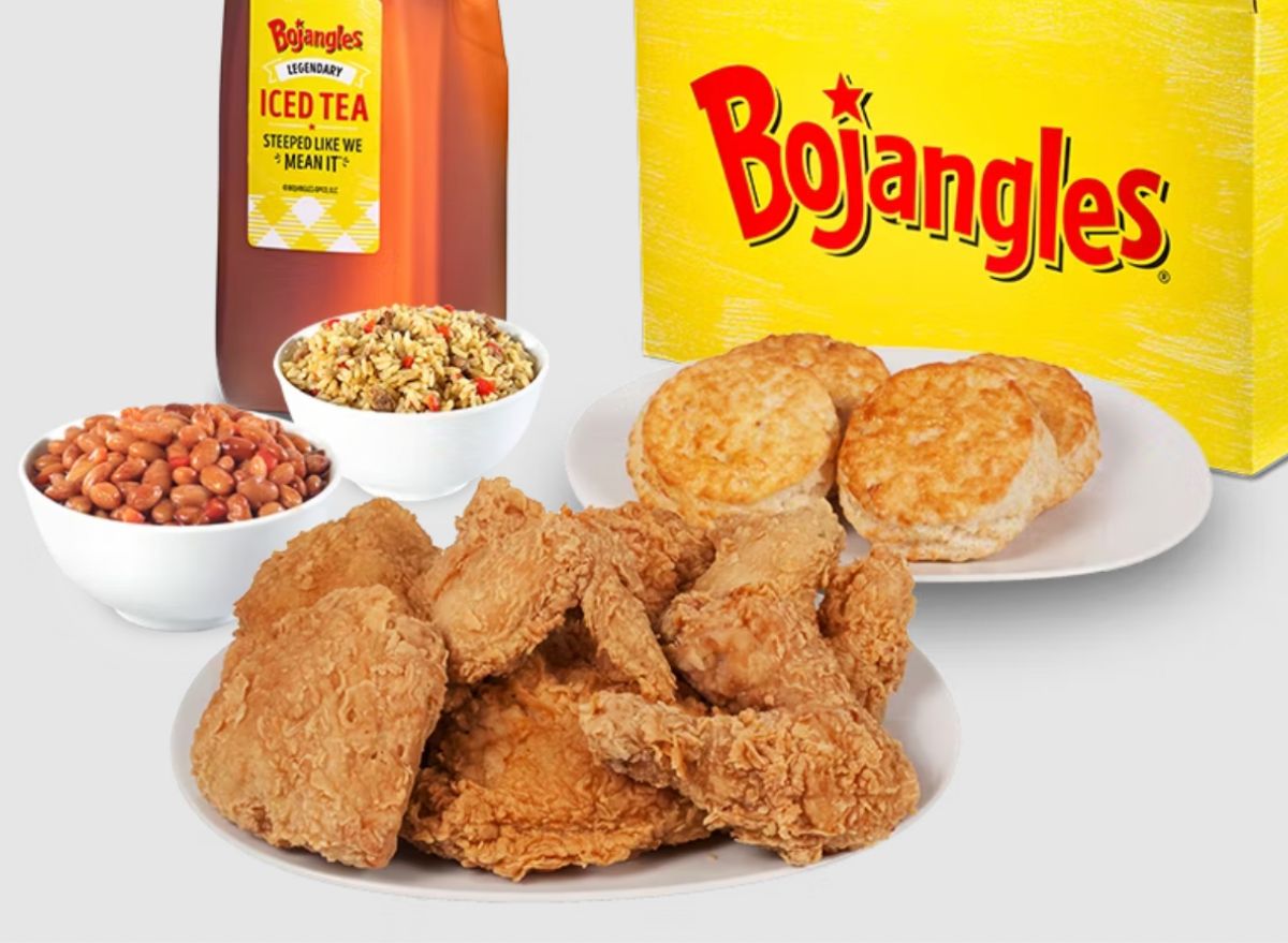 5 Chain Restaurants With the Best Fried Chicken Family Meals