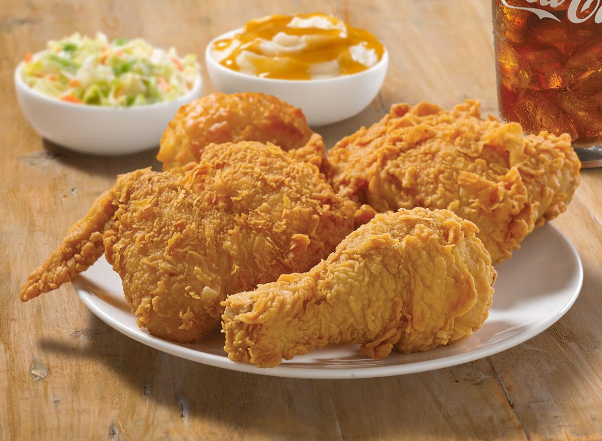 6 Chain Restaurant Fried Chicken Orders Diners Say Come Out the Most Golden