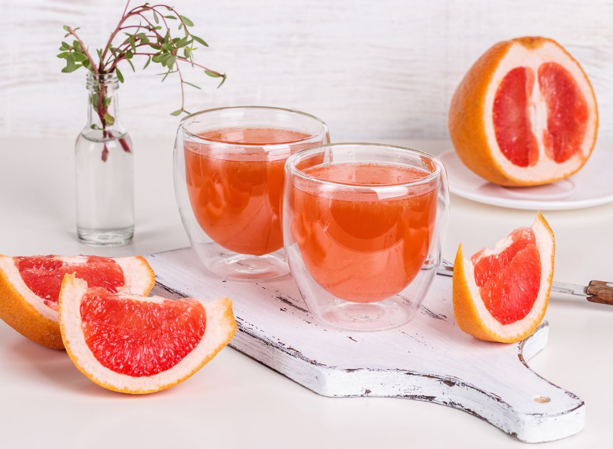 What Is the Grapefruit Diet & Can It Help You Lose Weight?