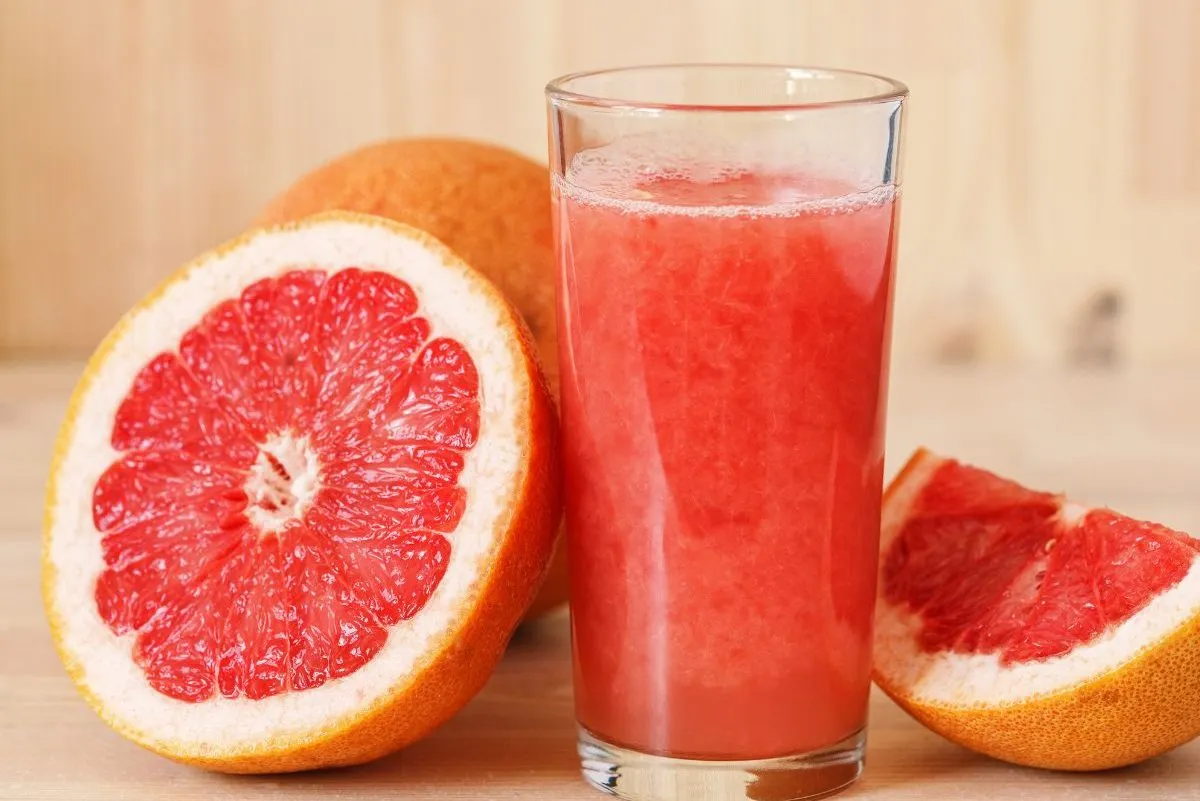 7 Surprising Benefits of Eating Grapefruit, According to Dietitians