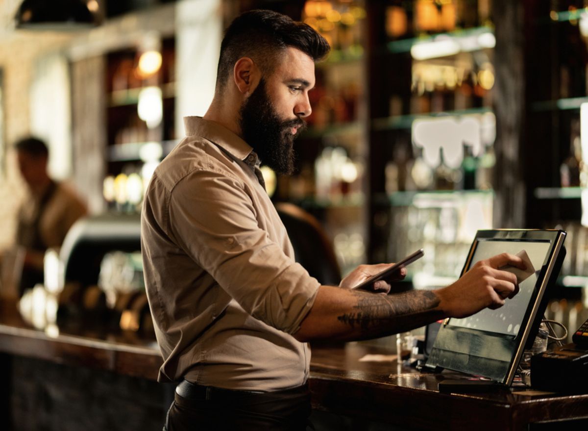 7 Secrets Bartenders Don't Want You To Find Out — Eat This Not That