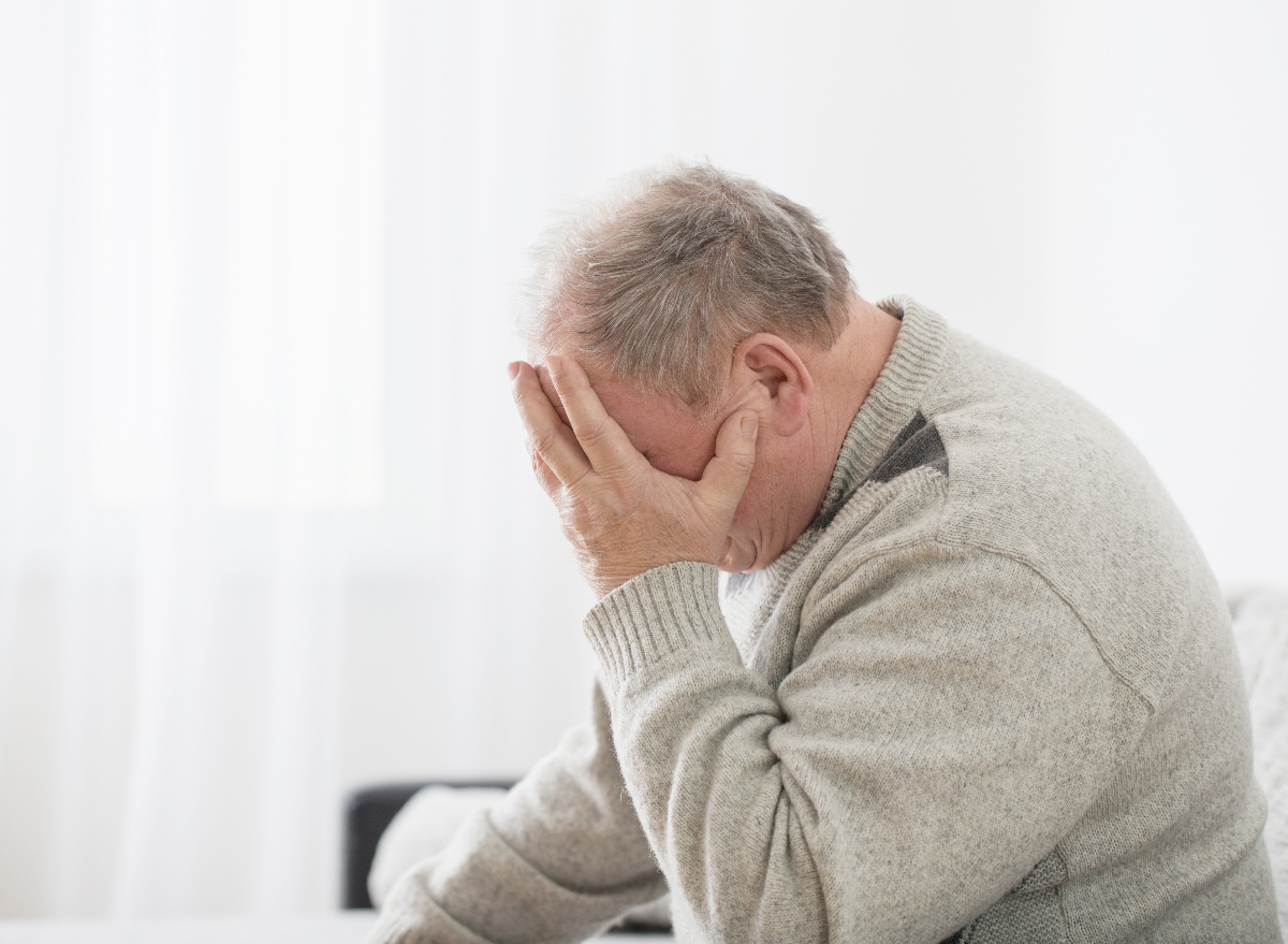 Here’s How To Recognize the Signs of a Stroke in a Loved One, MD Says ...
