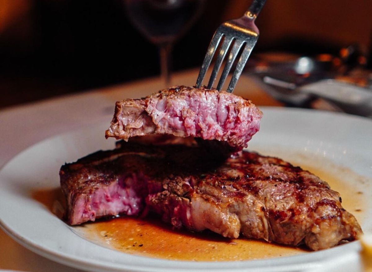 7 Steakhouse Chains That Serve the Best Cuts—Not Dry or Fatty Cuts