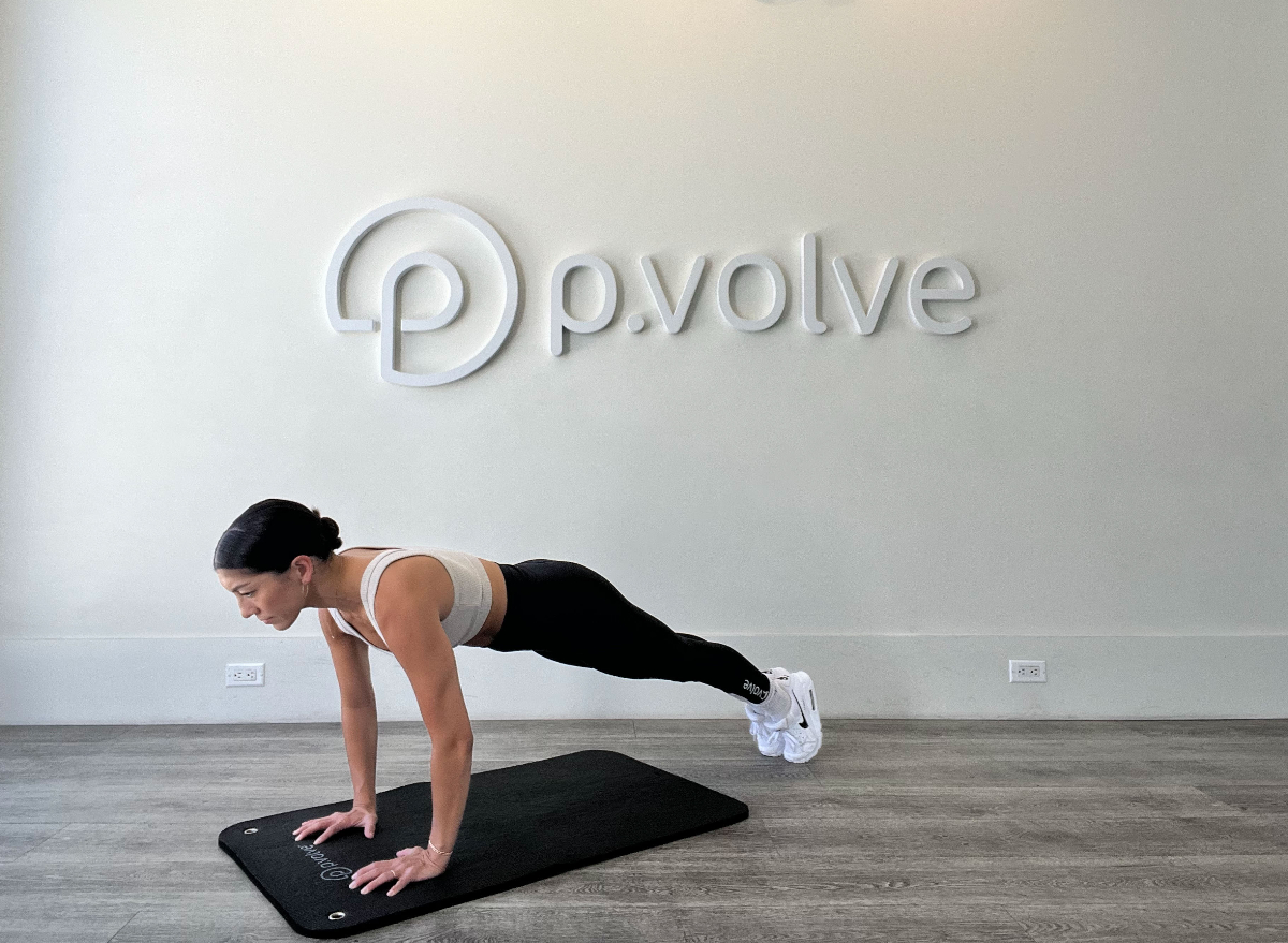 These 5 Trainer-approved Exercises Will Tighten Your Underarm Flab ...