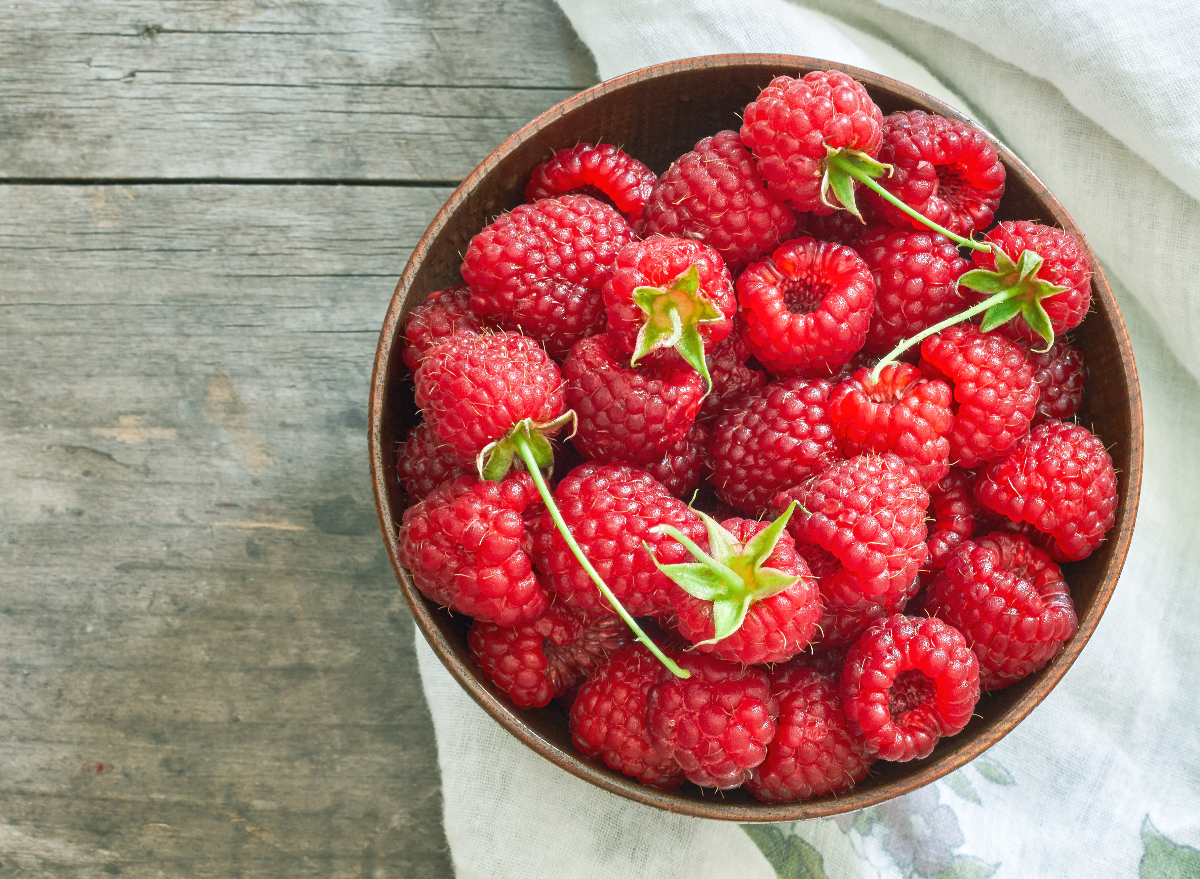 The 10 Healthiest High-Fiber Fruits, According to Dietitians