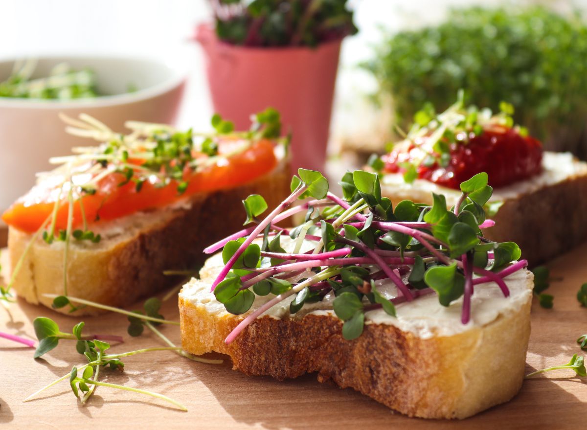Amazing Benefits of Eating Microgreens