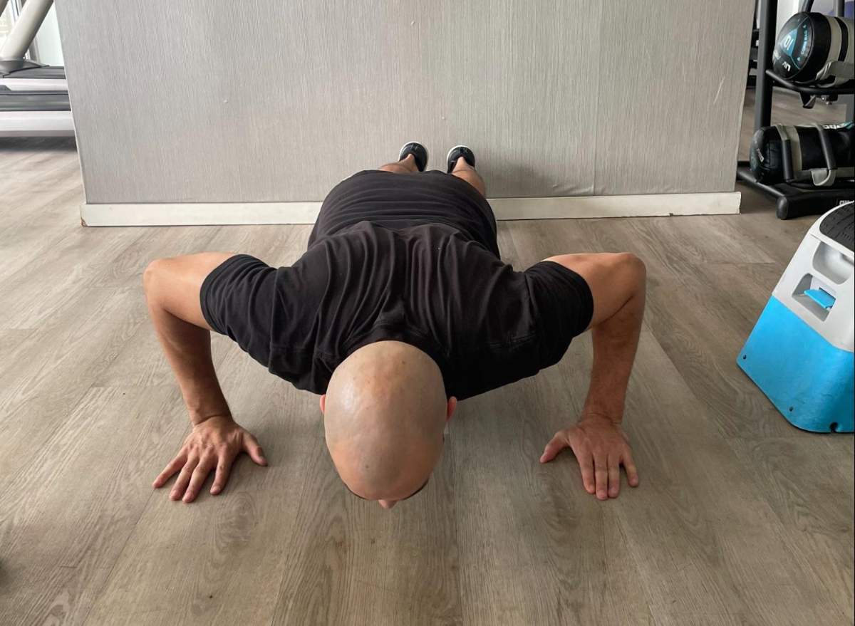 Flatten Your Stomach With This Total-body Workout, Fitness Expert Says ...