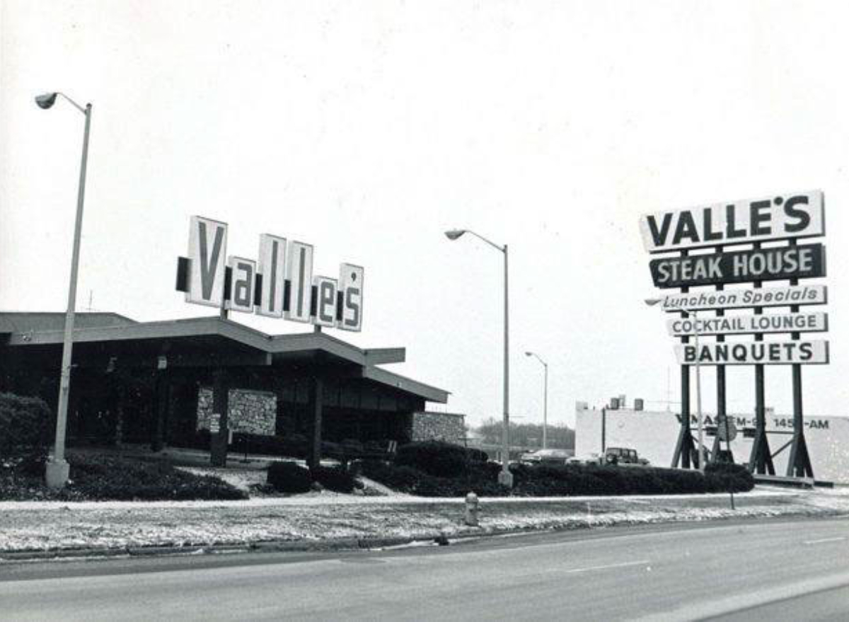 5 Once Largest Steakhouse Chains In America That Went Out Of Business