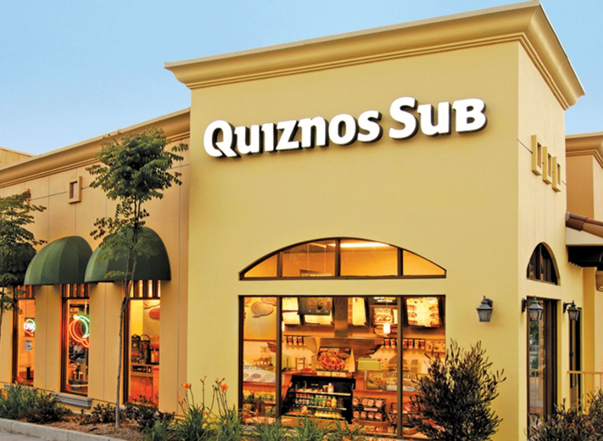 5 Once-Popular Sandwich Chains That Are Disappearing