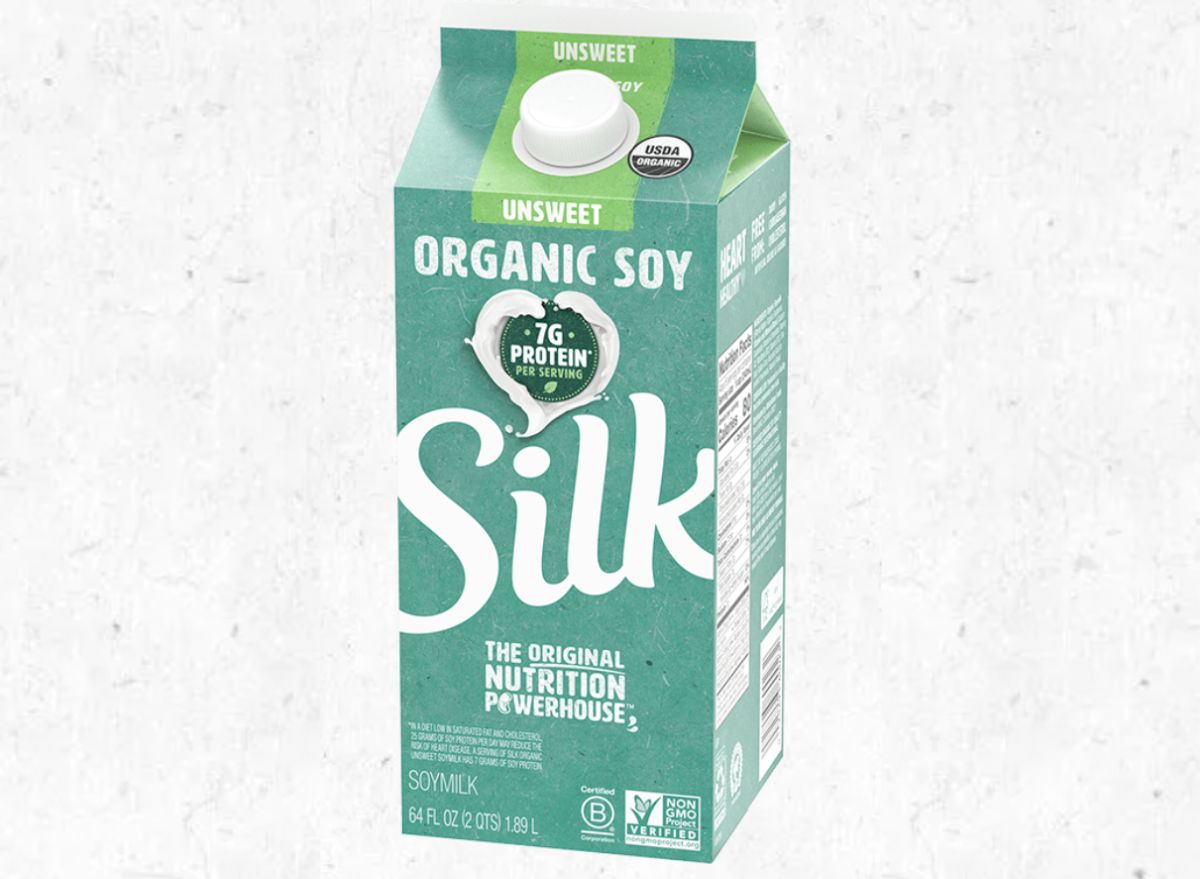 8 Non-Dairy Milks Made With the Highest Quality Ingredients — Eat This ...