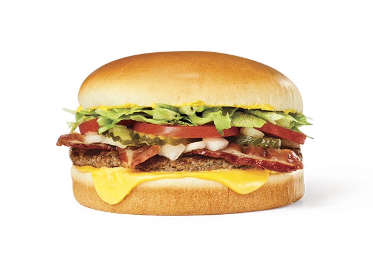 11 Restaurant Chains With the Best Bacon Cheeseburgers
