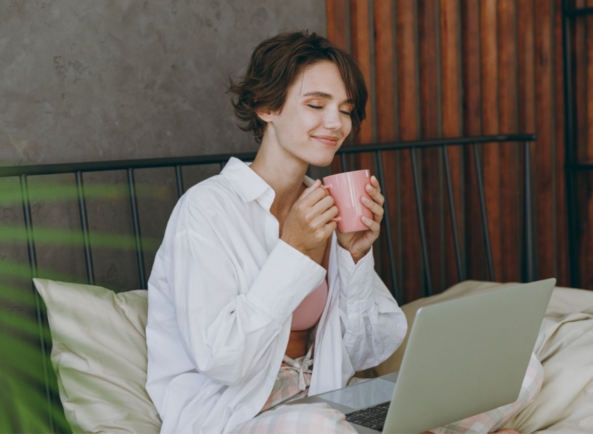 8 Drinks To Ease Digestion, According to Experts