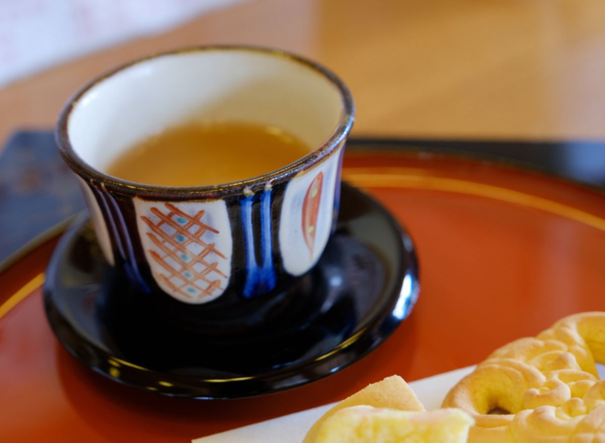 12 Old-Fashioned Airline Foods We Want Back ASAP — Eat This Not That