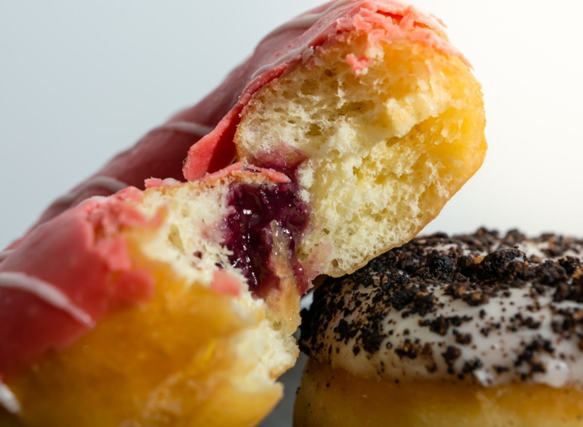 Best & Worst Dunkin' Donuts Menu Items—Ranked by Nutrition
