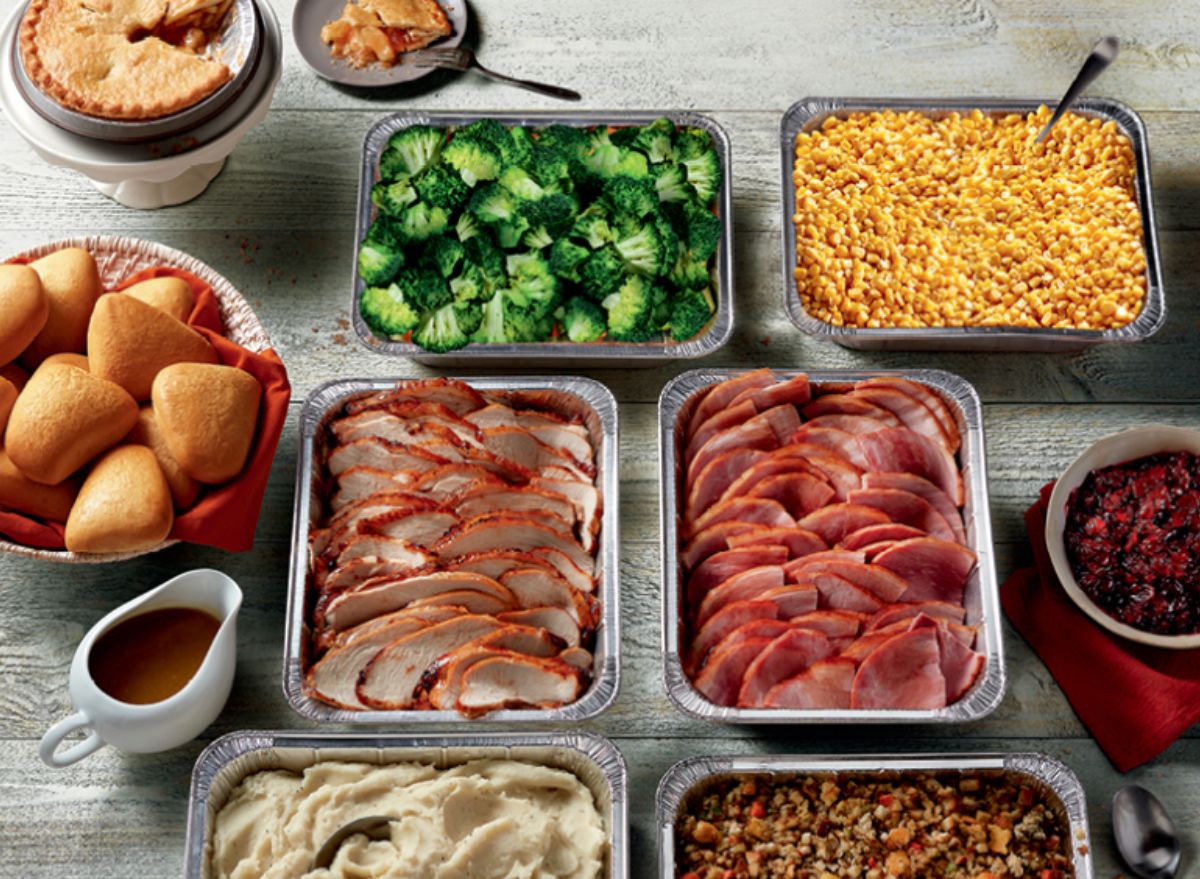 8 Fast-Food Chains That Can Cater Your Big Game Watch Party — Eat This ...
