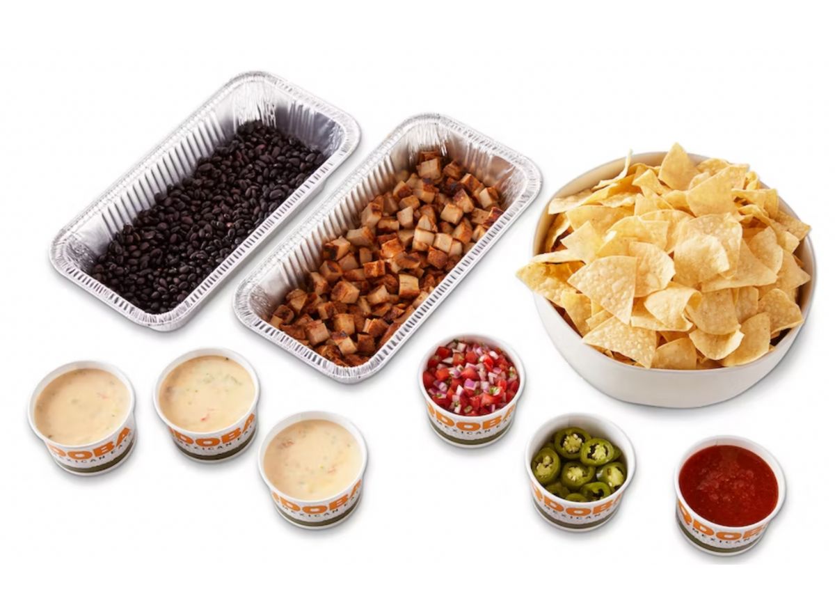 7 Popular Spots to Pick Up a Thanksgiving Meal To Go