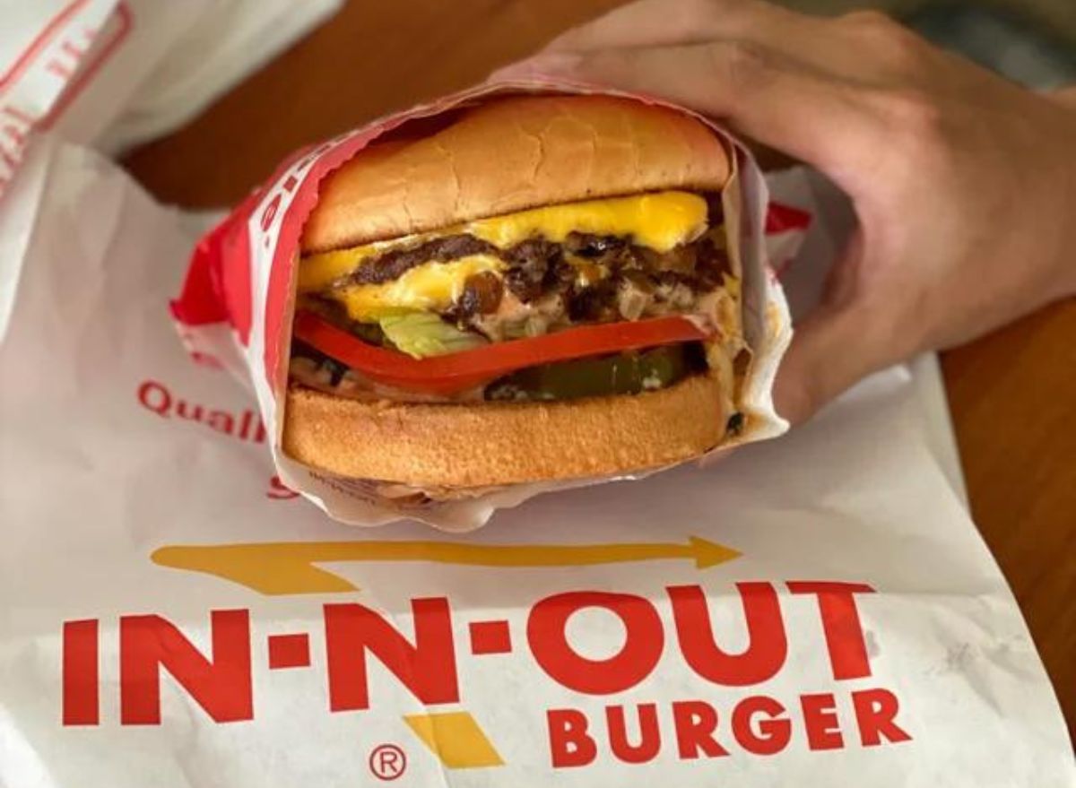 13 Best Fast-Food Burgers, According to Chefs