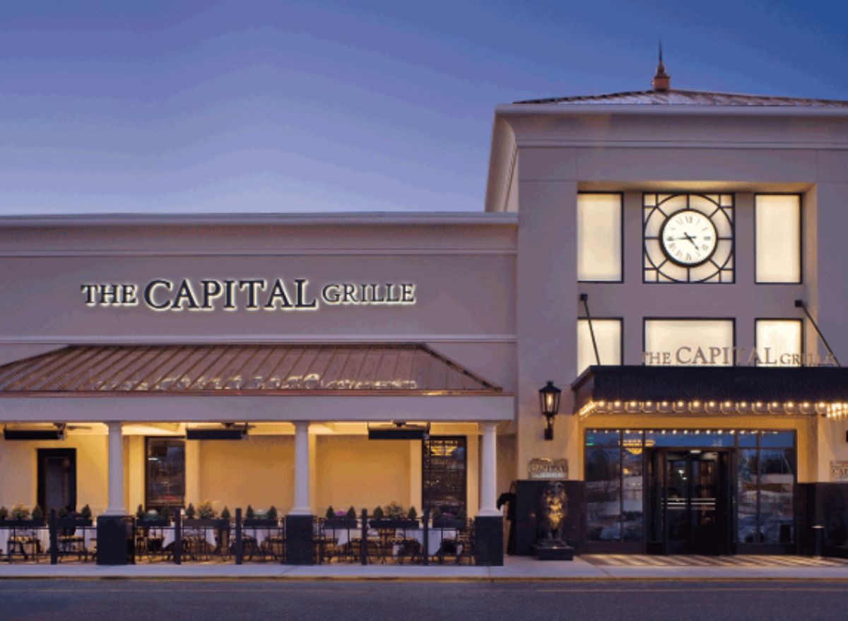 7 Restaurant Chains With the Best Lobster Tails