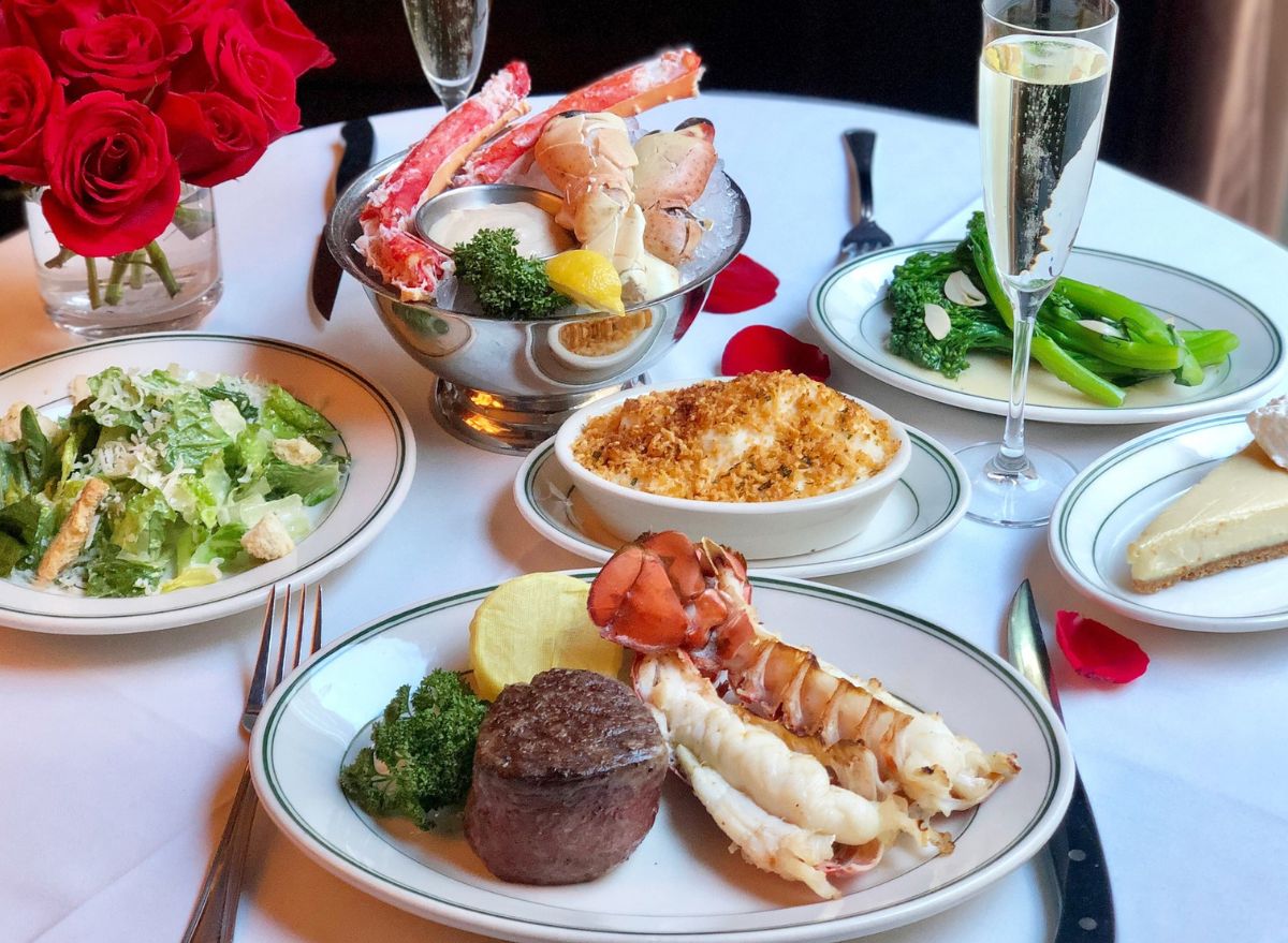 8 Steakhouse Chains Where Chefs Actually Eat