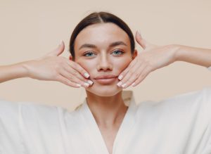 4 Exercises To Get Rid of Chubby Cheeks, Expert Says