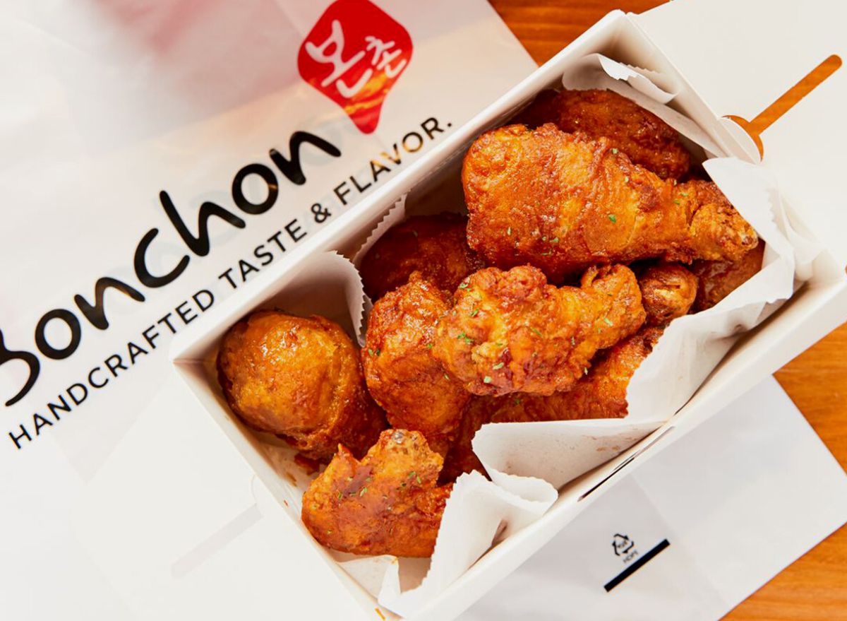 The One Chicken Wing Chain That Chefs Actually Rave About