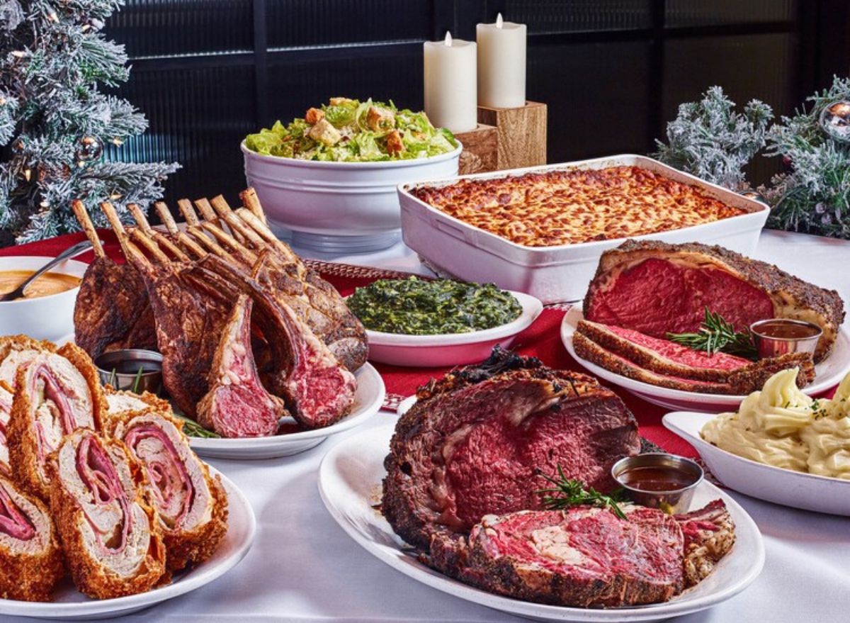 6 Steakhouse Chains Serving the Best Holiday Menus