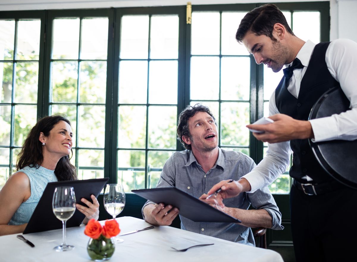 8 Worst Customer Behaviors That Restaurant Servers Can't Stand