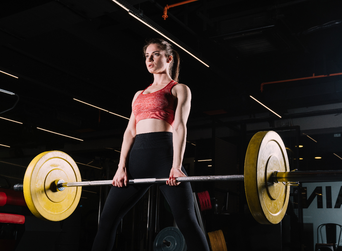 7 Strength-Building Exercises To Get Fit Before Spring Break