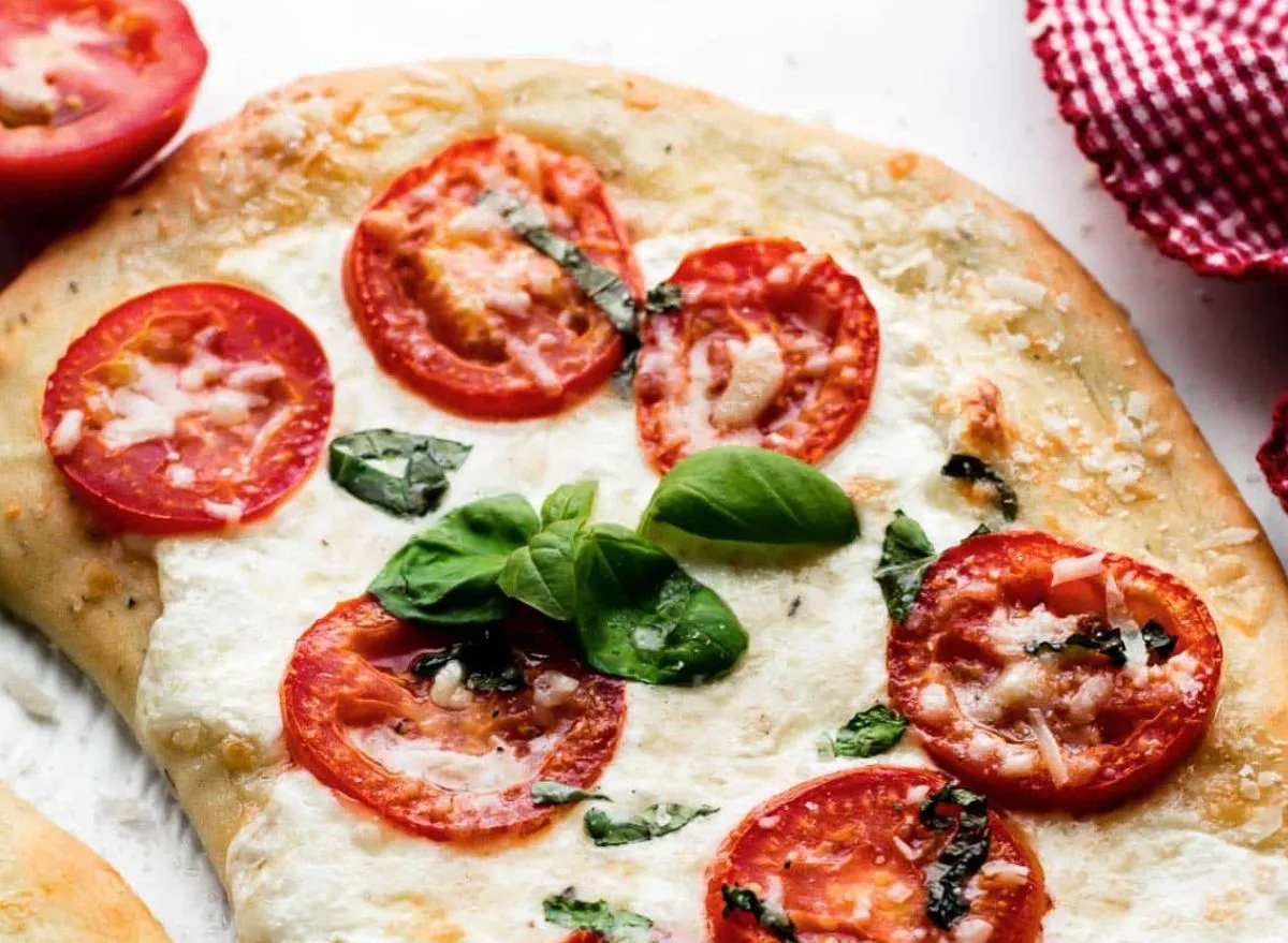 9 Best Flatbread Recipes To Impress Everyone at Your Next Party
