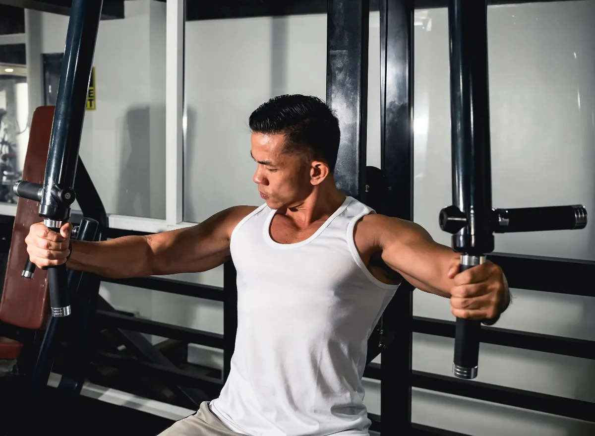 The Best Inner Chest Workout To Get Totally Ripped