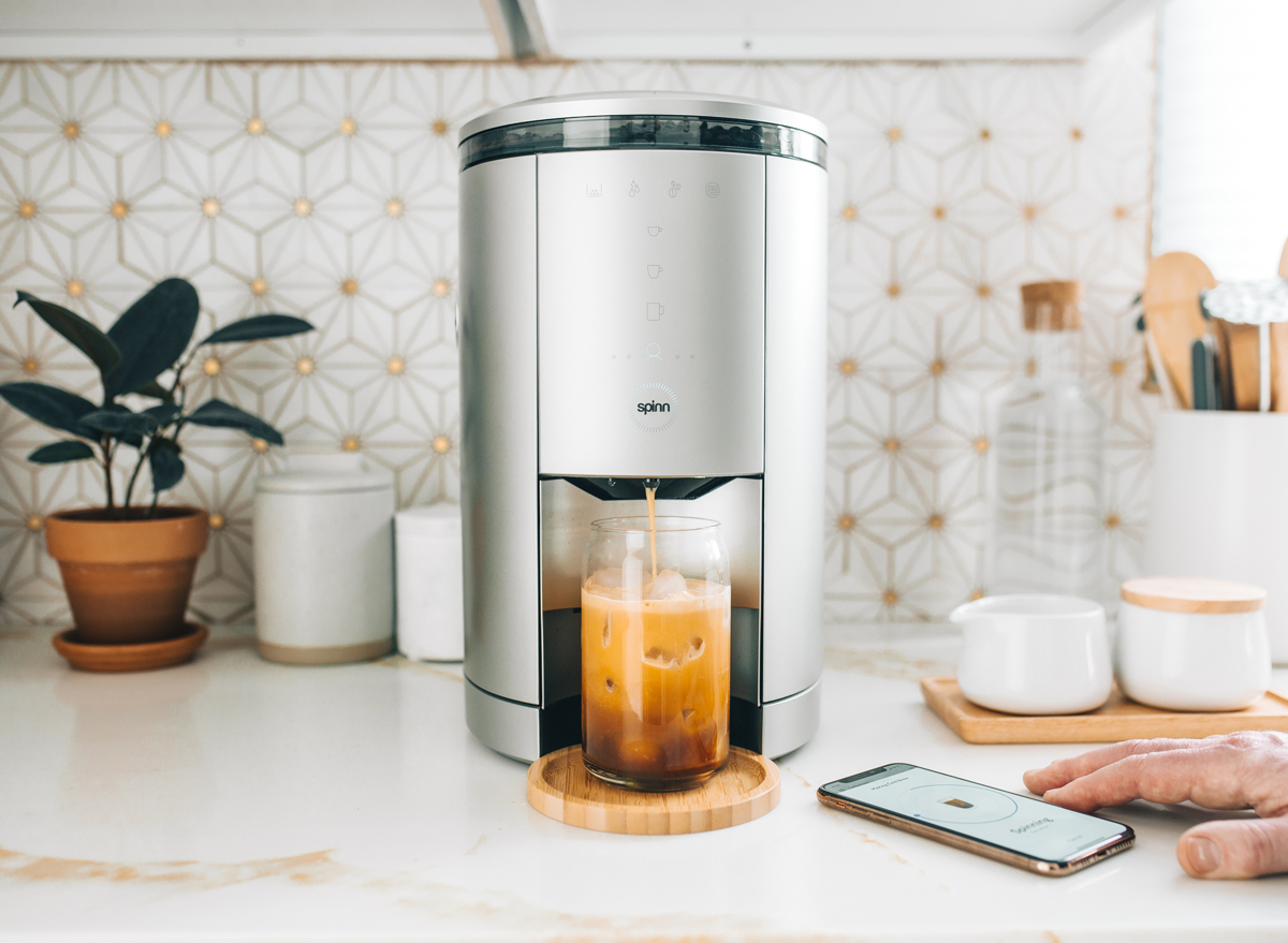 Best Gifts for Coffee Lovers in 2022