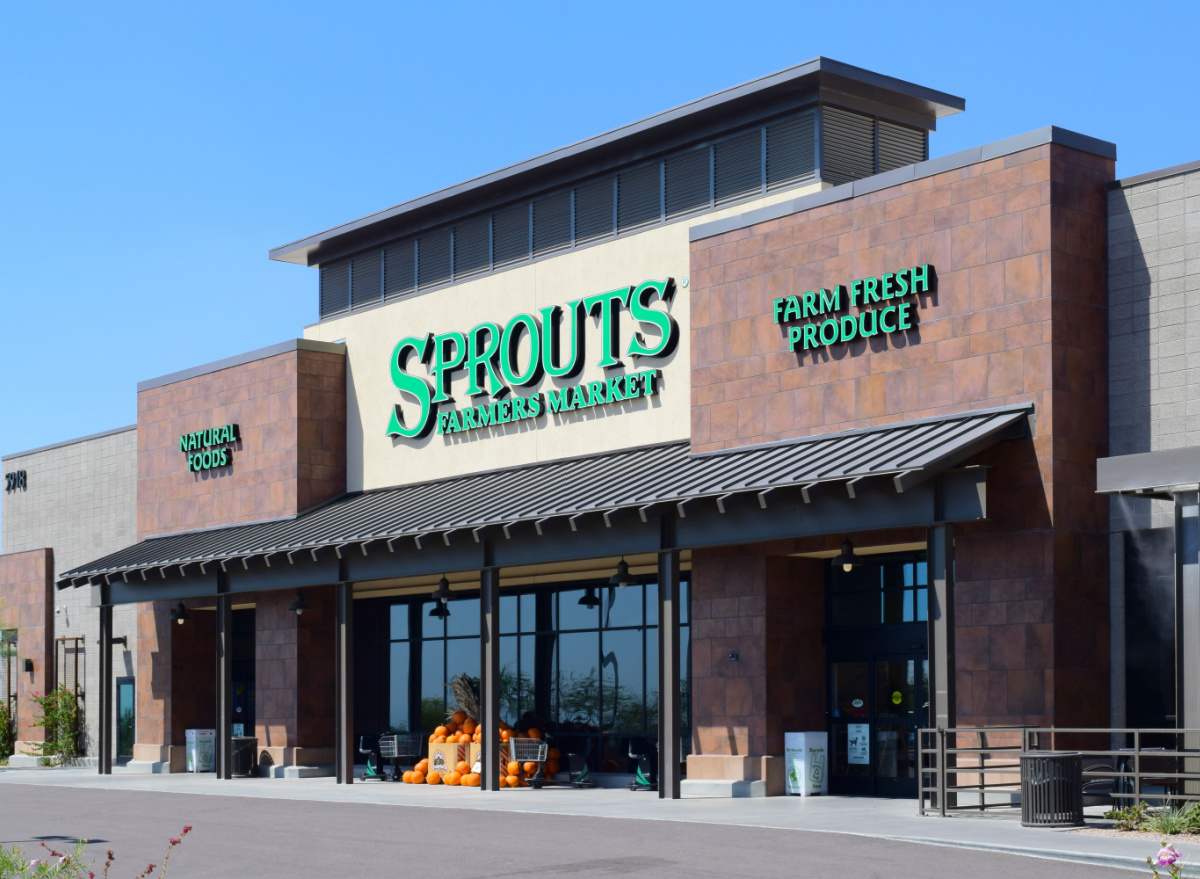 8 Grocery Chains With the Best Sushi