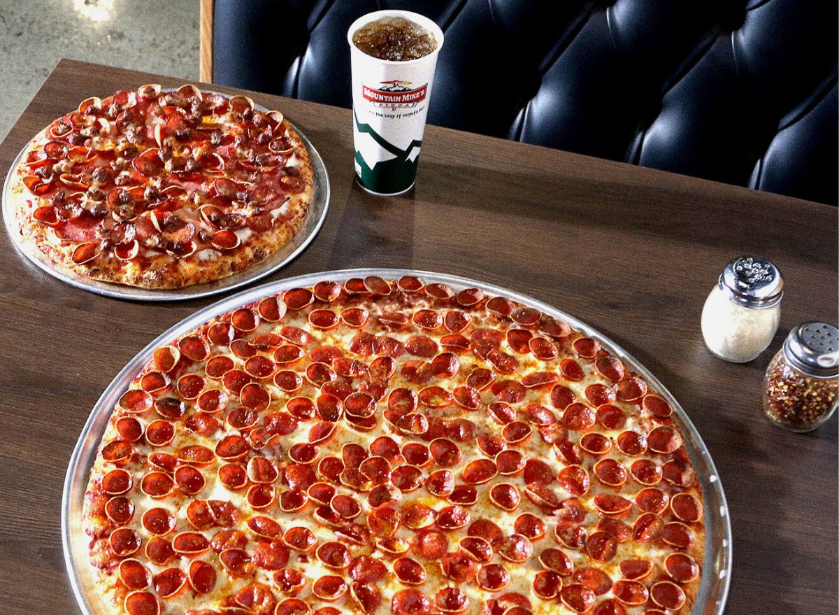 7 Pizza Chains That Use Fresh, Never-Frozen Dough — Eat This Not That