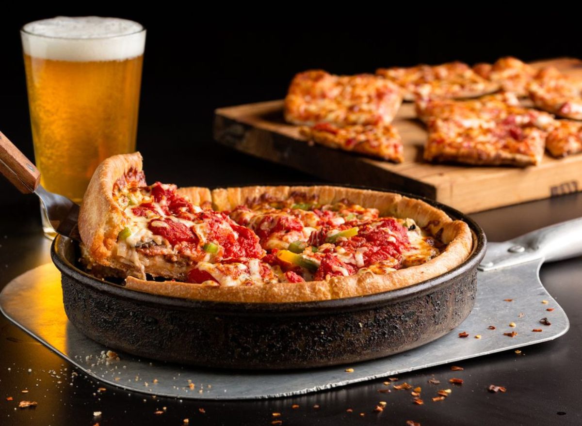 7 Pizza Chains That Use Fresh, Never-Frozen Dough — Eat This Not That