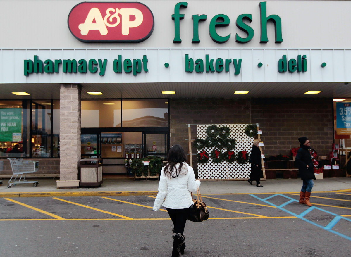 8 Major Grocery Chains That Went Out of Business