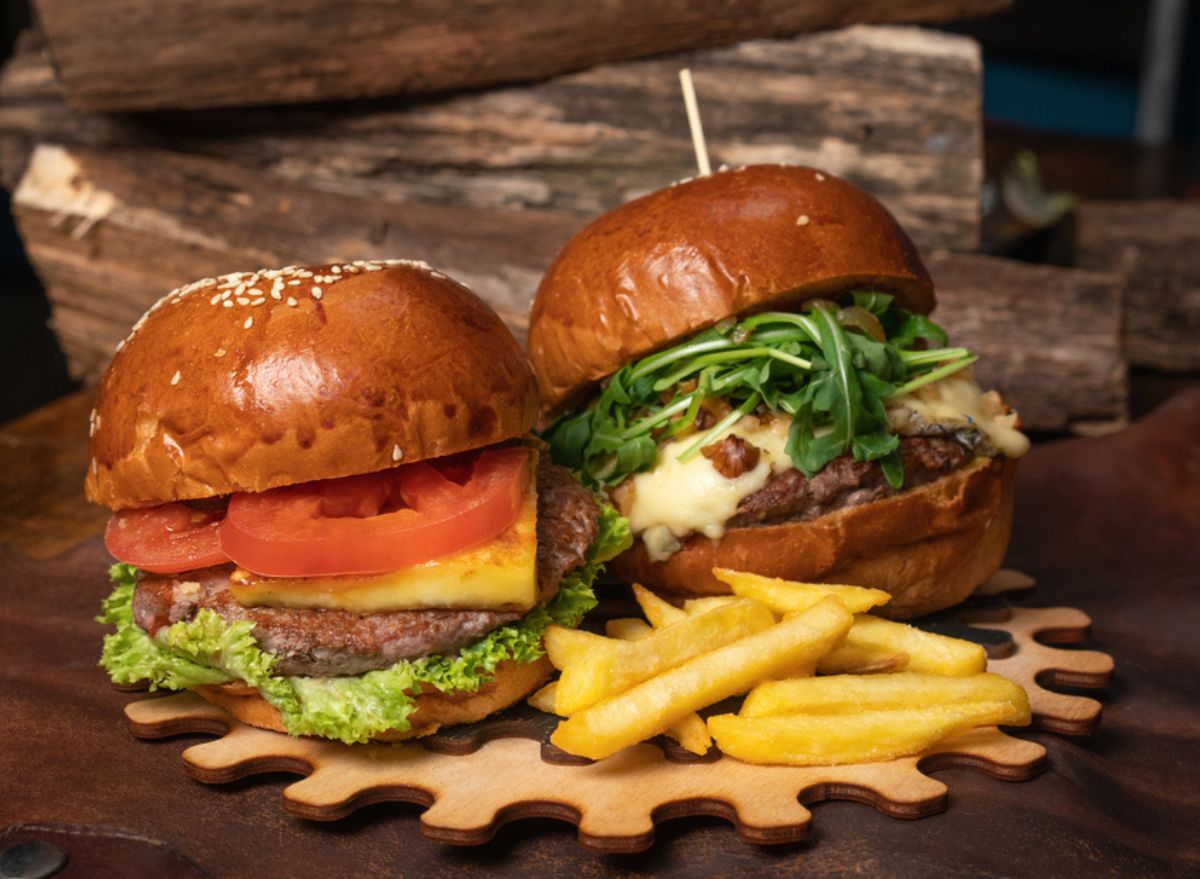 7 Burger Menu Red Flags to Look Out For, According to Chefs - Internewscast