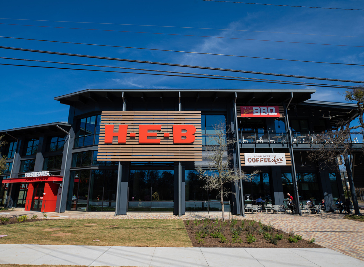 11 Grocery Stores With the Best Fresh Produce